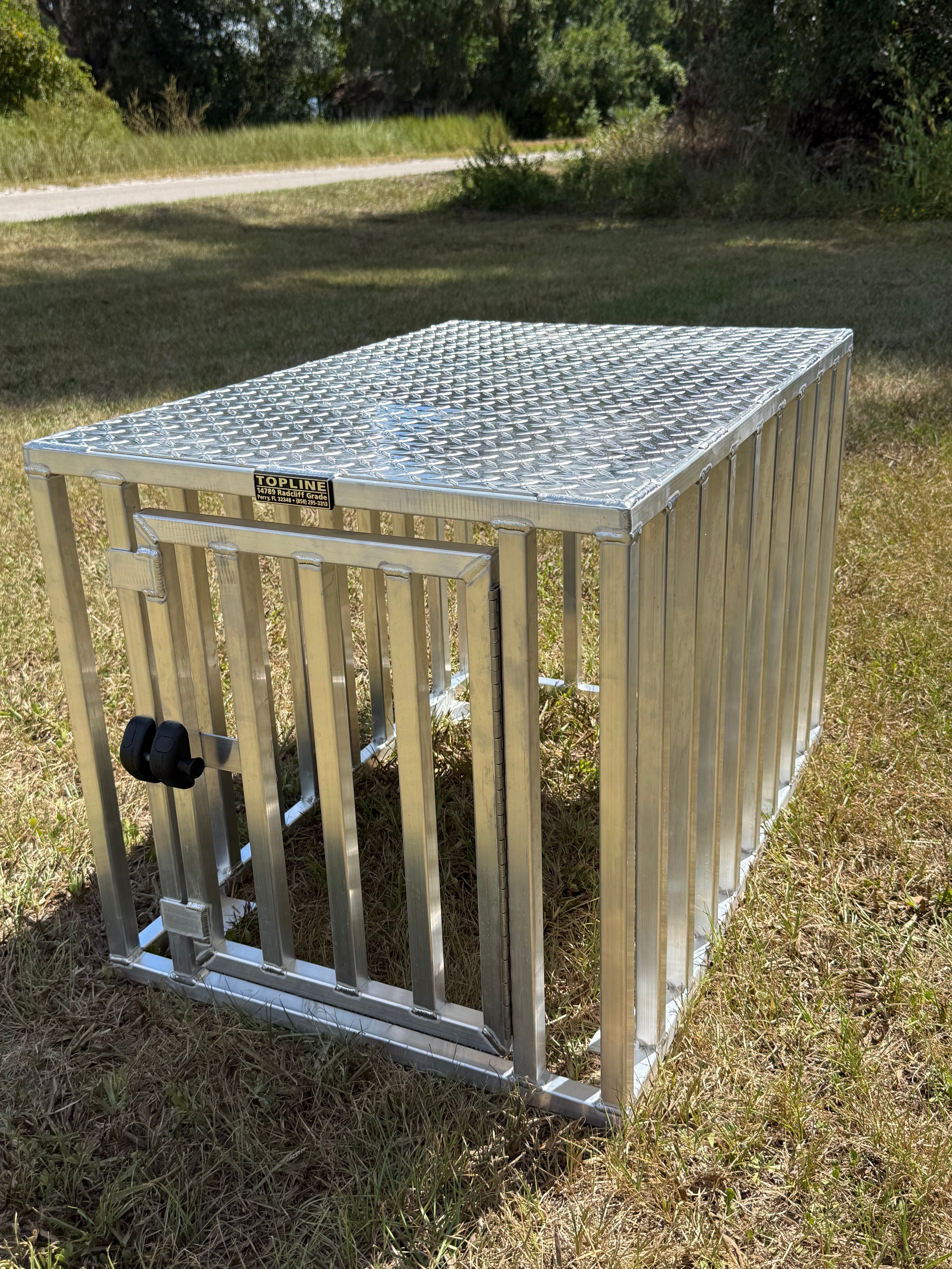 Diamond Plate Single Bulldog Box – Suwannee Dog Supply